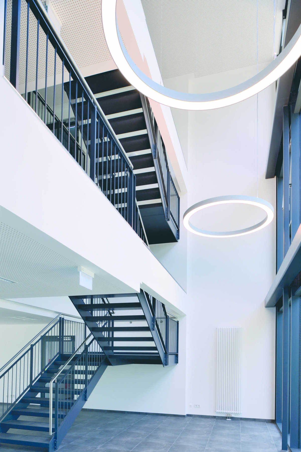 Büro- und Werkstattgebäude DLR, Köln - Deutsche BauZeitschrift