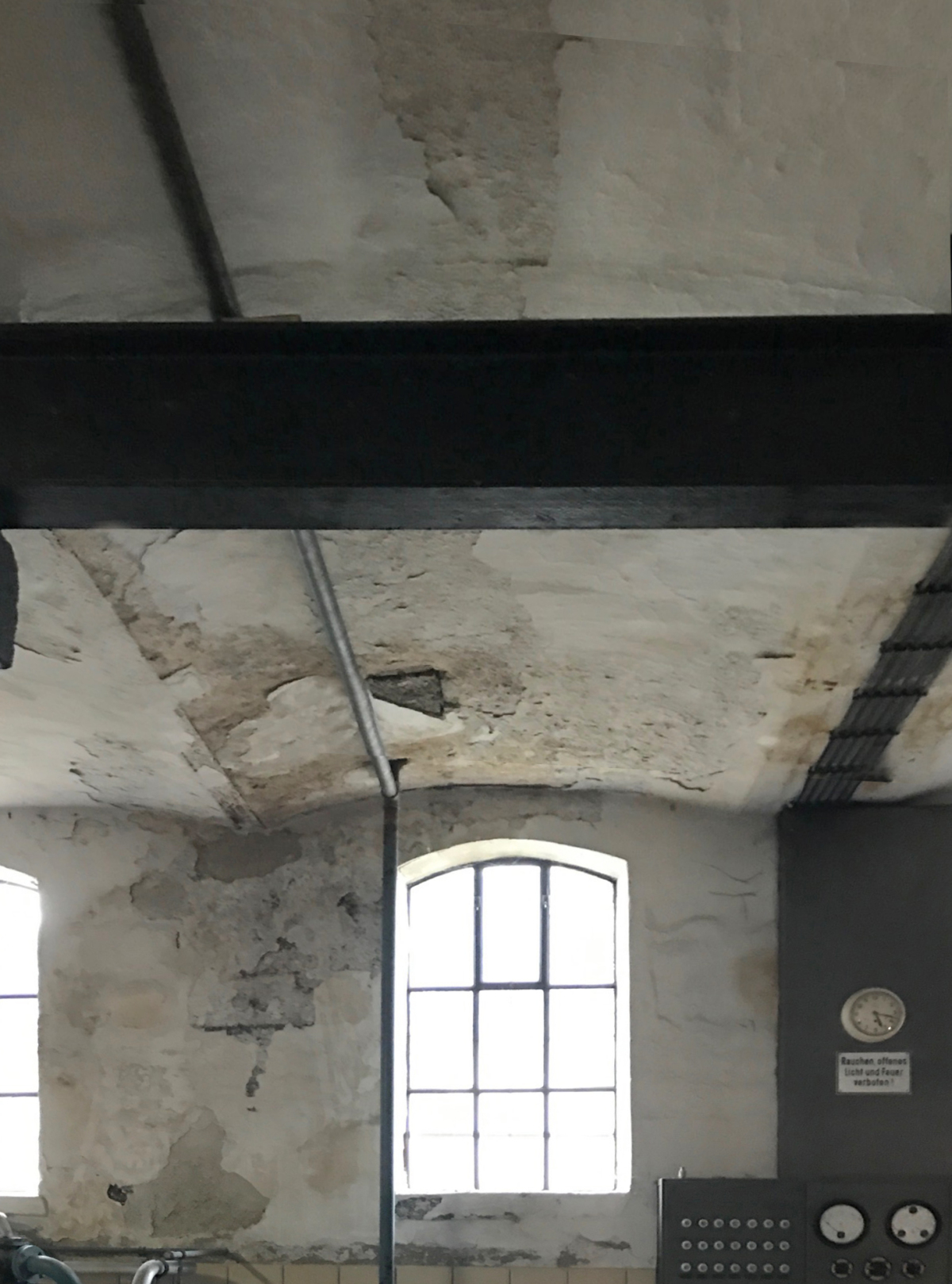 Neuer Putz für alte Brennerei – Sanierung von salzbelastetem Mauerwerk ...