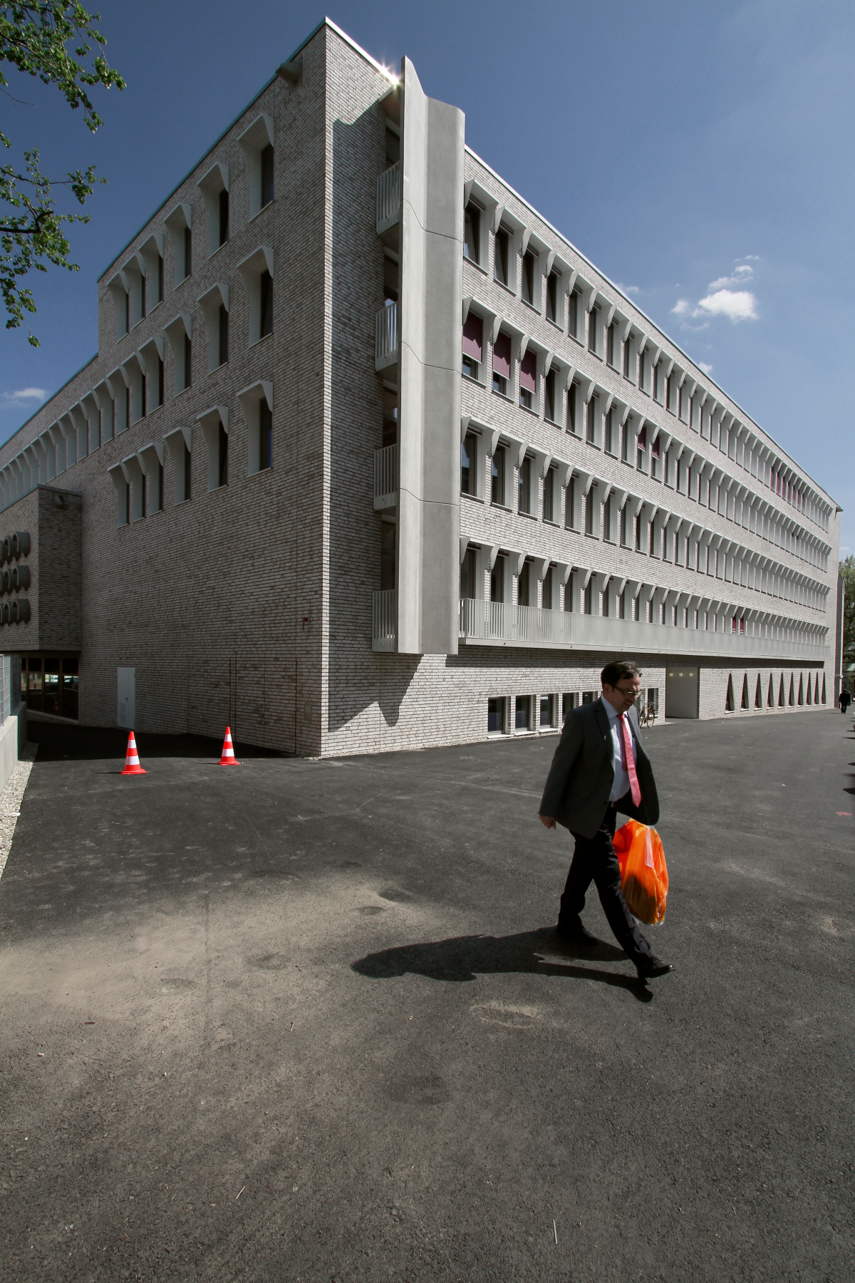 Arno Lederer (1947–2023) - Deutsche BauZeitschrift - die Architekturfachzeitschrift