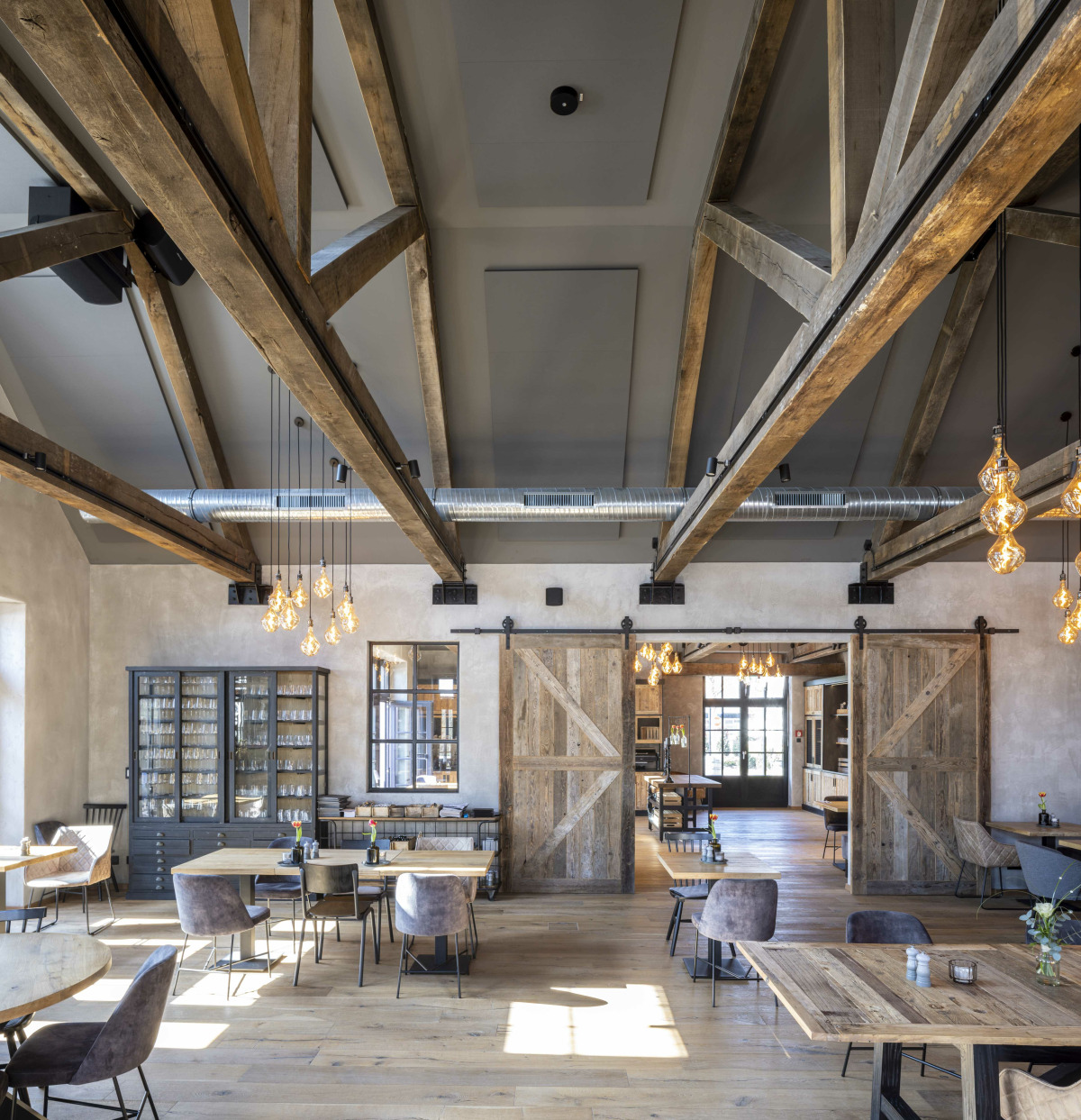 River Loft Hotel, Brunsbüttel - Deutsche BauZeitschrift – die ...
