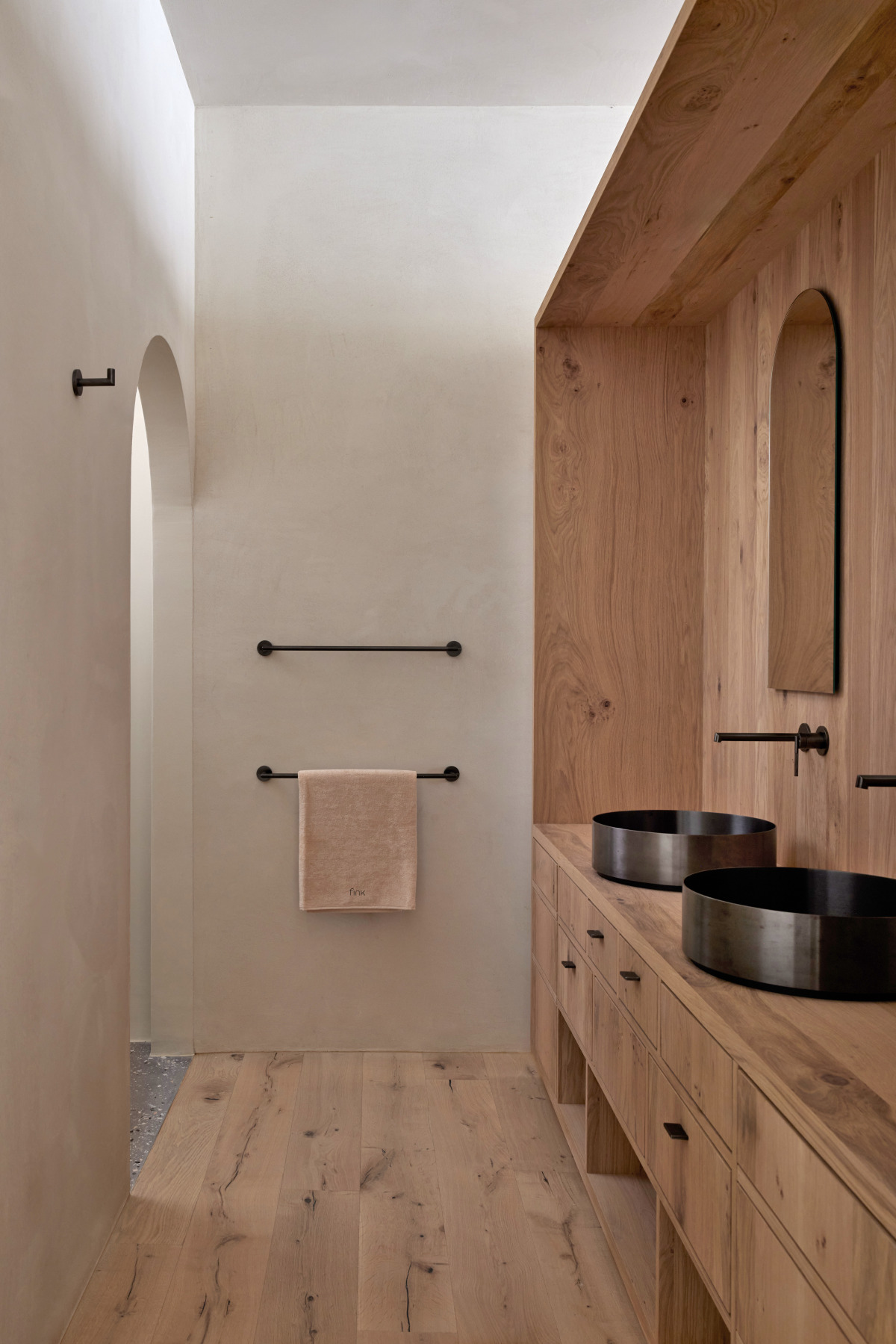 fink Restaurant & Suites, Brixen/IT - Deutsche BauZeitschrift – die ...