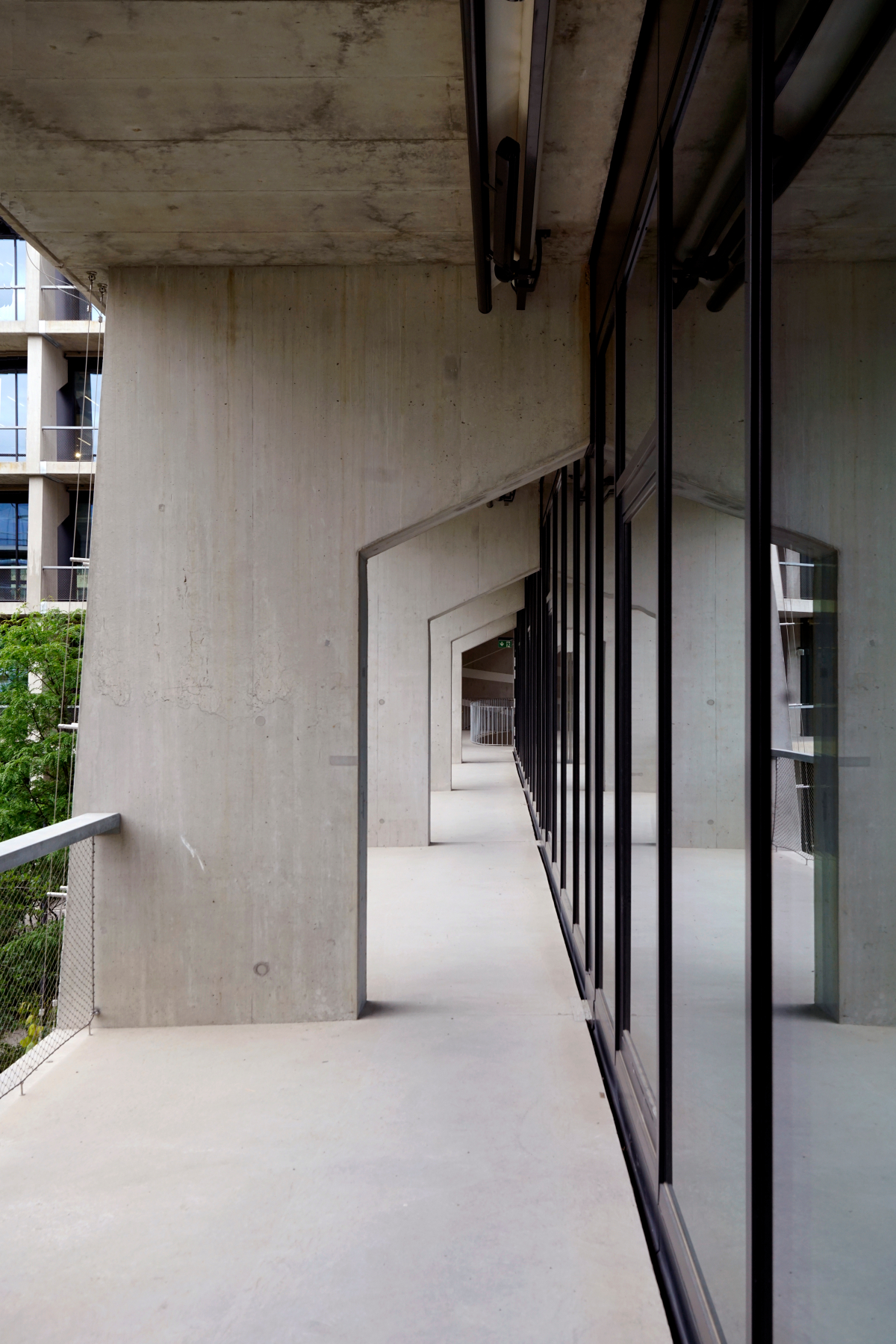 SIP Main Campus, Allschwil, Basel/CH - Deutsche BauZeitschrift – die ...