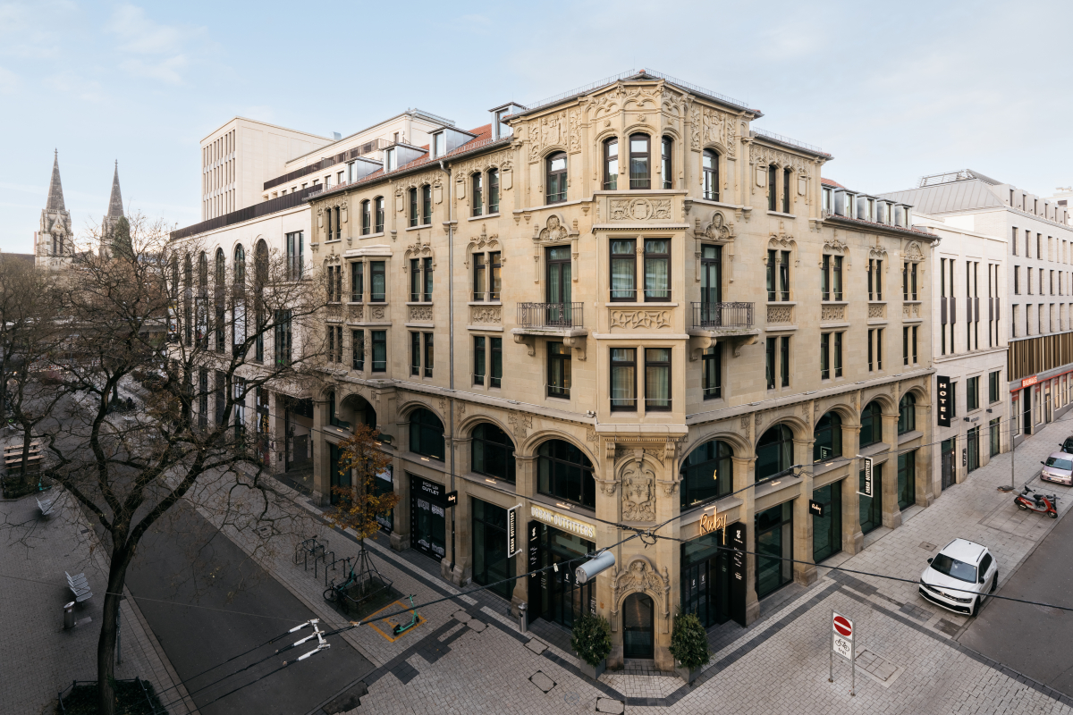 Ruby Hanna, Stuttgart - Deutsche BauZeitschrift – die ...