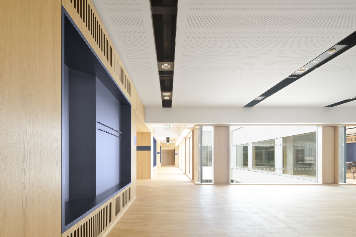 Realschule Gerlingen - Deutsche BauZeitschrift – die ...