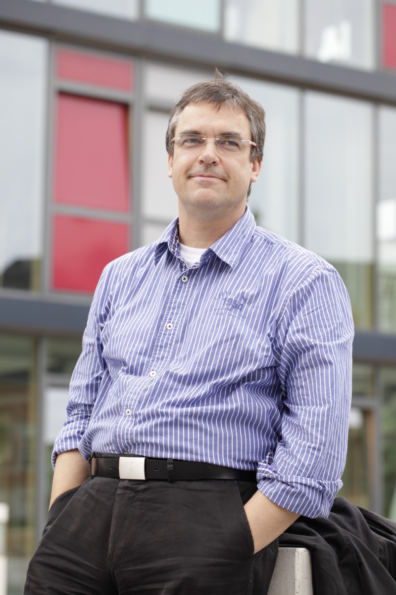 The future must be simpler! Prof. Dr.-Ing. Ulrich Knaack zum Thema „Fassade“ - Deutsche ...